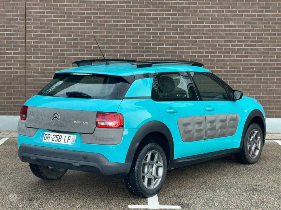 Zils Citroen C4 Cactus 2015 Tauragė, ar dzinēja tilpumu 1.20 L un nobraukumu 141 tūkst. km par 4600 €, foto 6 vietnē AUTOMOTO.COM.LV