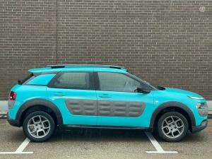 Zils Citroen C4 Cactus 2015 Tauragė, ar dzinēja tilpumu 1.20 L un nobraukumu 141 tūkst. km par 4600 €, foto 7 vietnē AUTOMOTO.COM.LV