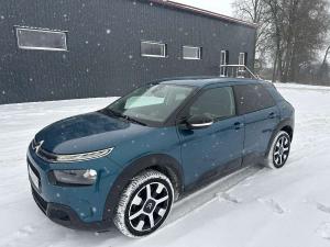Blue Citroen C4 Cactus 2018 in Taurage, with an engine capacity of 1.20 L and mileage of 106 thousand km for 8200 €, photo  on AUTOMOTO.COM.LV