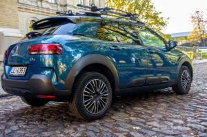 Zils Citroen C4 Cactus 2018 Rīga, ar dzinēja tilpumu 1.20 L un nobraukumu 107 tūkst. km par 8250 €, foto 14 vietnē AUTOMOTO.COM.LV
