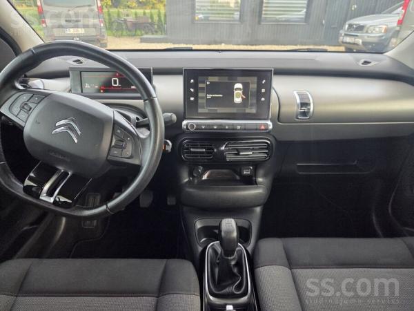 Zils Citroen C4 Cactus 2018 Jelgava, ar dzinēja tilpumu 1.20 L un nobraukumu 0 tūkst. km par 6900 €, foto 10 vietnē AUTOMOTO.COM.LV