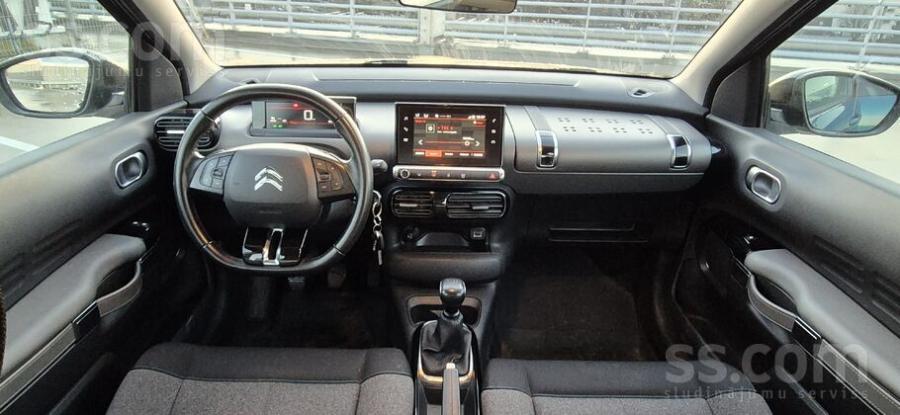 Zils Citroen C4 Cactus 2019 Tallina, ar dzinēja tilpumu 1.20 L un nobraukumu 126 tūkst. km par 6700 €, foto 10 vietnē AUTOMOTO.COM.LV
