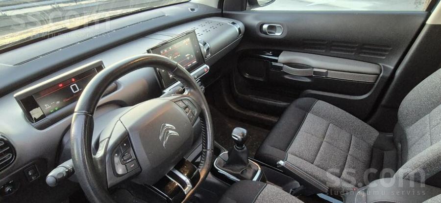 Zils Citroen C4 Cactus 2019 Tallina, ar dzinēja tilpumu 1.20 L un nobraukumu 126 tūkst. km par 6700 €, foto 11 vietnē AUTOMOTO.COM.LV