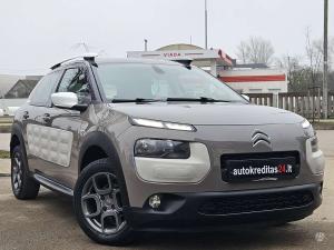 Brūns Citroen C4 Cactus 2014 Šauļi, ar dzinēja tilpumu 1.20 L un nobraukumu 124 tūkst. km par 6450 €, foto 3 vietnē AUTOMOTO.COM.LV