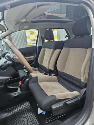 Brūns Citroen C4 Cactus 2014 Šauļi, ar dzinēja tilpumu 1.20 L un nobraukumu 124 tūkst. km par 6450 €, foto 15 vietnē AUTOMOTO.COM.LV