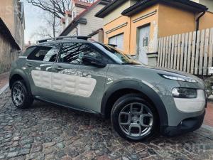 Brown Citroen C4 Cactus 2014 in Cesis, with an engine capacity of 1.20 L and mileage of 0 thousand km for 6650 €, photo 2 on AUTOMOTO.COM.LV