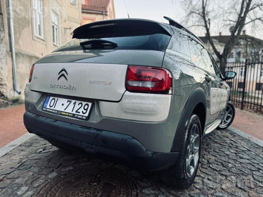 Brown Citroen C4 Cactus 2014 in Cesis, with an engine capacity of 1.20 L and mileage of 0 thousand km for 6650 €, photo 5 on AUTOMOTO.COM.LV