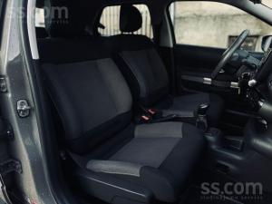 Brown Citroen C4 Cactus 2014 in Cesis, with an engine capacity of 1.20 L and mileage of 0 thousand km for 6650 €, photo 13 on AUTOMOTO.COM.LV