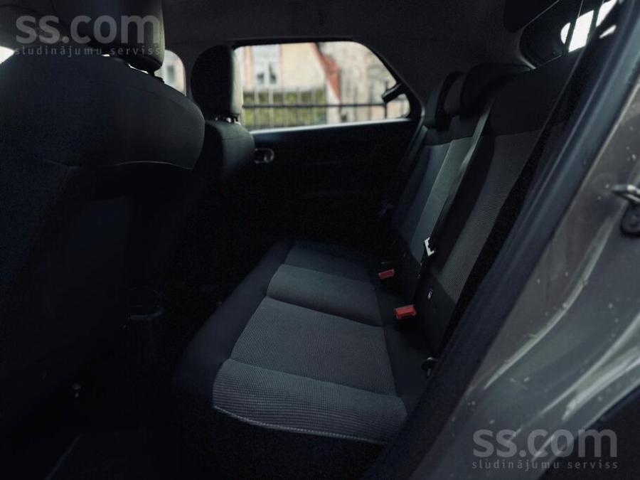 Brūns Citroen C4 Cactus 2014 Cēsis, ar dzinēja tilpumu 1.20 L un nobraukumu 0 tūkst. km par 5990 €, foto 13 vietnē AUTOMOTO.COM.LV