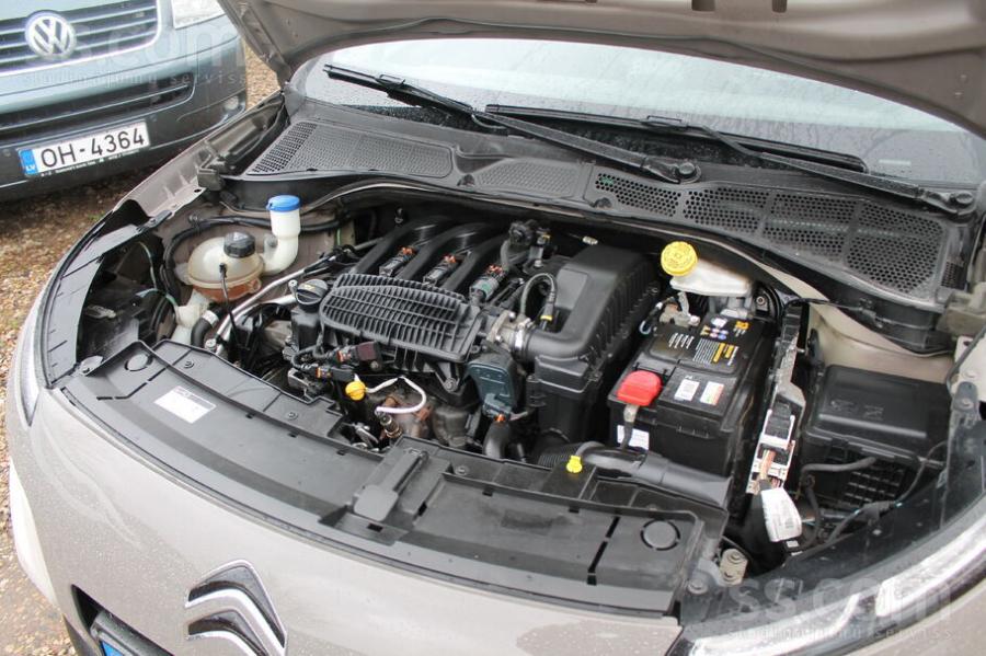 Brown Citroen C4 Cactus 2014 in Daugavpils, with an engine capacity of 1.20 L and mileage of 253 thousand km for 4890 €, photo 12 on AUTOMOTO.COM.LV