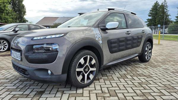 Brown Citroen C4 Cactus 2016 in Taurage, with an engine capacity of 1.20 L and mileage of 140 thousand km for 4600 €, photo 1 on AUTOMOTO.COM.LV