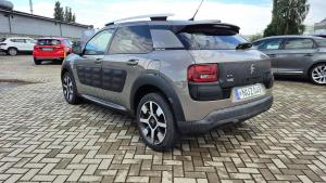 Brūns Citroen C4 Cactus 2016 Tauragė, ar dzinēja tilpumu 1.20 L un nobraukumu 140 tūkst. km par 4600 €, foto 4 vietnē AUTOMOTO.COM.LV