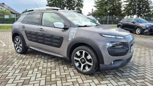 Brūns Citroen C4 Cactus 2016 Tauragė, ar dzinēja tilpumu 1.20 L un nobraukumu 140 tūkst. km par 4600 €, foto 8 vietnē AUTOMOTO.COM.LV