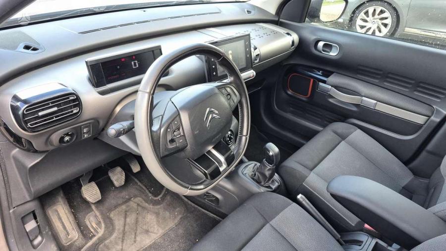 Brūns Citroen C4 Cactus 2016 Tauragė, ar dzinēja tilpumu 1.20 L un nobraukumu 140 tūkst. km par 4600 €, foto 11 vietnē AUTOMOTO.COM.LV