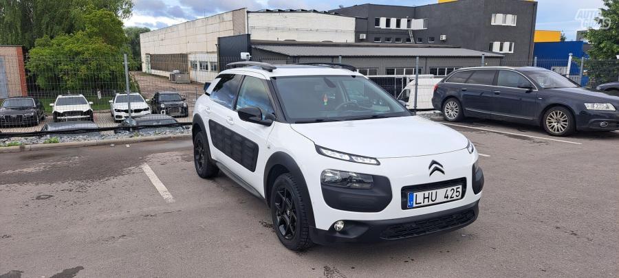 Citroen C4 Cactus 2014 in Vilnius, with an engine capacity of 1.60 L and mileage of 222 thousand km for 5500 €, photo 3 on AUTOMOTO.COM.LV