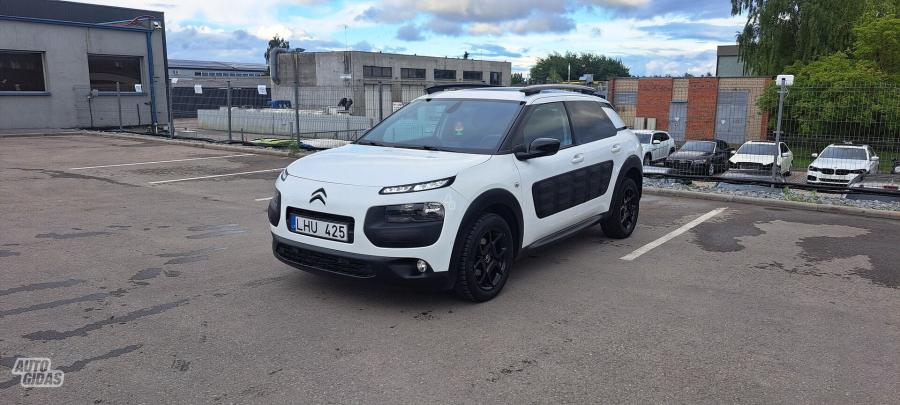 Citroen C4 Cactus 2014 in Vilnius, with an engine capacity of 1.60 L and mileage of 222 thousand km for 5500 €, photo 4 on AUTOMOTO.COM.LV