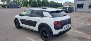 Citroen C4 Cactus 2014 in Vilnius, with an engine capacity of 1.60 L and mileage of 222 thousand km for 5500 €, photo 8 on AUTOMOTO.COM.LV