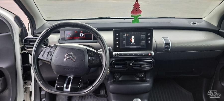 Citroen C4 Cactus 2014 in Vilnius, with an engine capacity of 1.60 L and mileage of 222 thousand km for 5500 €, photo 11 on AUTOMOTO.COM.LV
