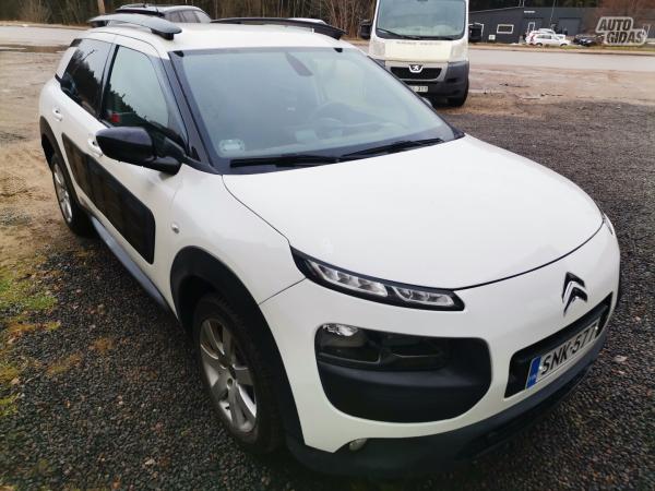 Citroen C4 Cactus 2015 in Utena, with an engine capacity of 1.20 L and mileage of 150 thousand km for 4500 €, photo 2 on AUTOMOTO.COM.LV
