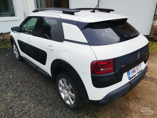Citroen C4 Cactus 2015 in Utena, with an engine capacity of 1.20 L and mileage of 150 thousand km for 4500 €, photo 4 on AUTOMOTO.COM.LV