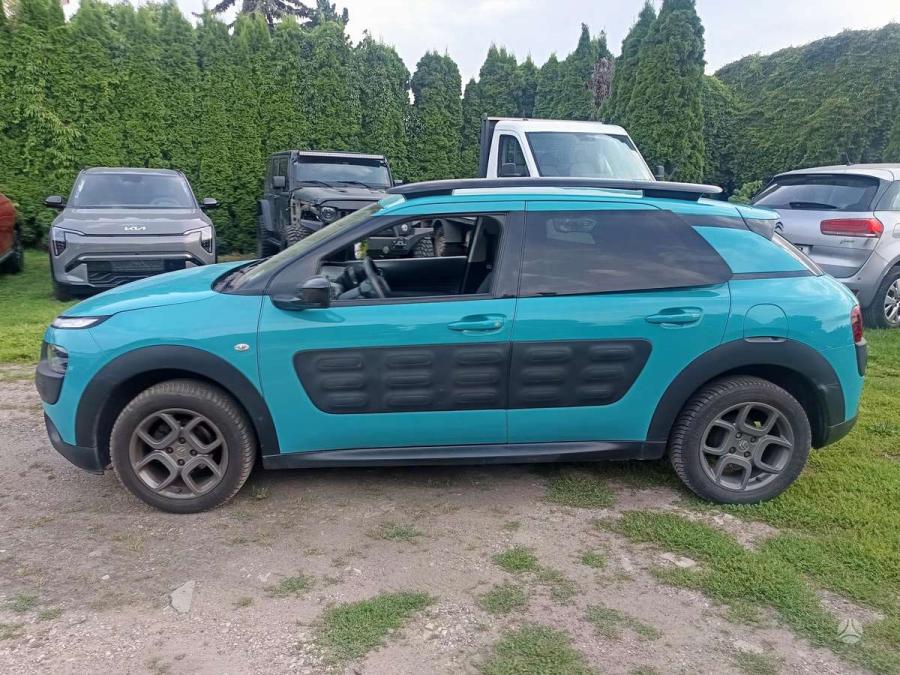 Citroen C4 Cactus 2015 in Marijampole, with an engine capacity of 1.56 L and mileage of 230 thousand km for 4499 €, photo 15 on AUTOMOTO.COM.LV