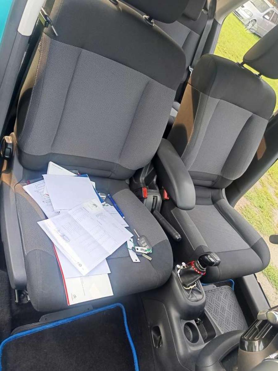 Citroen C4 Cactus 2015 in Marijampole, with an engine capacity of 1.56 L and mileage of 230 thousand km for 4499 €, photo 32 on AUTOMOTO.COM.LV