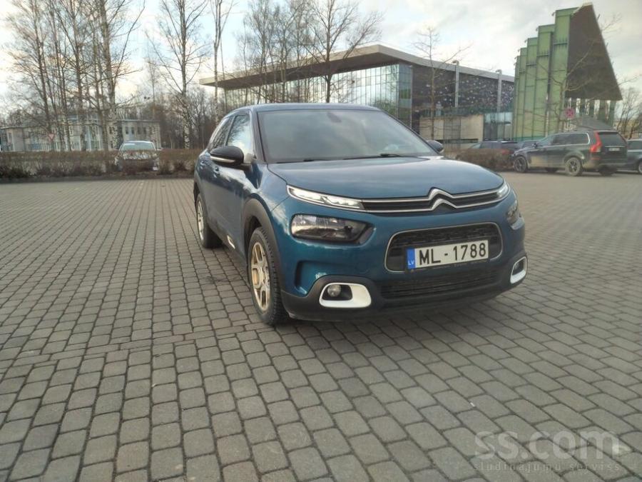 Zaļš Citroen C4 Cactus 2020 Jelgava, ar dzinēja tilpumu 1.50 L un nobraukumu 98 tūkst. km par 10900 €, foto 4 vietnē AUTOMOTO.COM.LV