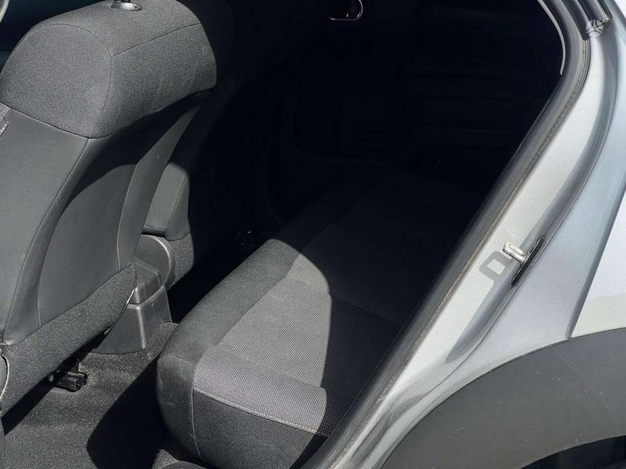 Grey Citroen C4 Cactus 2015 in Taurage, with an engine capacity of 1.20 L and mileage of 134 thousand km for 4300 €, photo 12 on AUTOMOTO.COM.LV