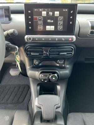 Grey Citroen C4 Cactus 2015 in Klaipeda, with an engine capacity of 1.20 L and mileage of 134 thousand km for 4200 €, photo 14 on AUTOMOTO.COM.LV
