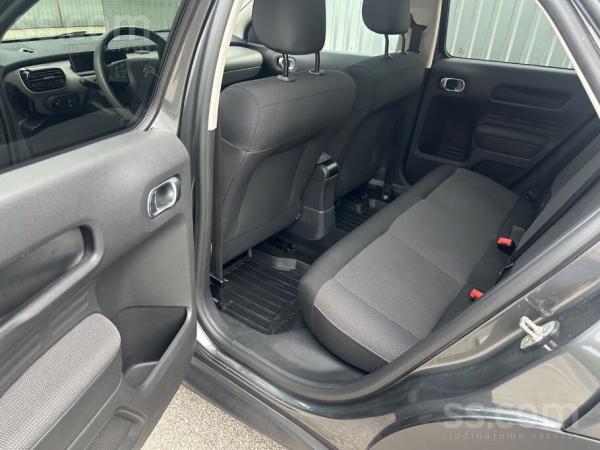 Grey Citroen C4 Cactus 2017 in Daugavpils, with an engine capacity of 1.60 L and mileage of 82 thousand km for 6900 €, photo 6 on AUTOMOTO.COM.LV