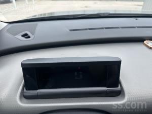 Pelēks Citroen C4 Cactus 2017 Daugavpils, ar dzinēja tilpumu 1.60 L un nobraukumu 82 tūkst. km par 6900 €, foto 8 vietnē AUTOMOTO.COM.LV
