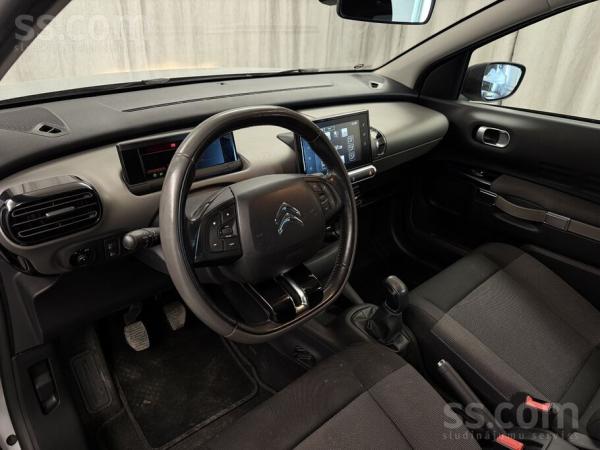 Pelēks Citroen C4 Cactus 2017 Rīga, ar dzinēja tilpumu 1.60 L un nobraukumu 242 tūkst. km par 5490 €, foto 8 vietnē AUTOMOTO.COM.LV