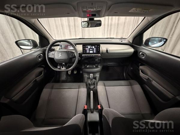 Pelēks Citroen C4 Cactus 2017 Rīga, ar dzinēja tilpumu 1.60 L un nobraukumu 242 tūkst. km par 5490 €, foto 9 vietnē AUTOMOTO.COM.LV