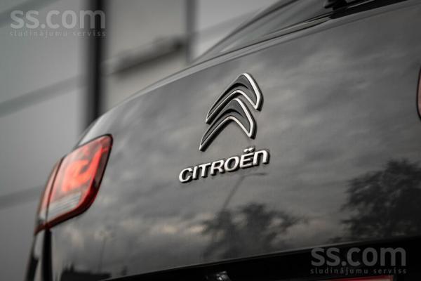 Pelēks Citroen C4 Cactus 2018 Rīga, ar dzinēja tilpumu 1.20 L un nobraukumu 94 tūkst. km par 9500 €, foto 7 vietnē AUTOMOTO.COM.LV