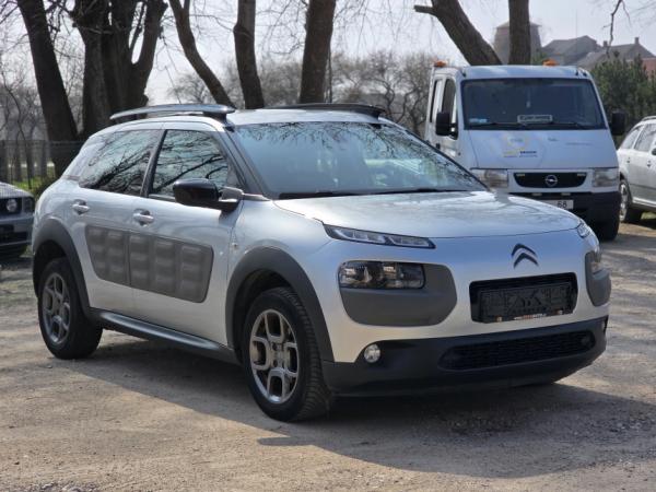 Pelēks Citroen C4 Cactus 2014 Rīga, ar dzinēja tilpumu 1.20 L un nobraukumu 180 tūkst. km par 5500 €, foto 3 vietnē AUTOMOTO.COM.LV