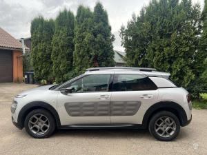 Grey Citroen C4 Cactus 2014 in Taurage, with an engine capacity of 1.20 L and mileage of 142 thousand km for 4400 €, photo 4 on AUTOMOTO.COM.LV
