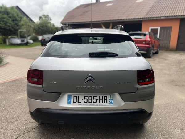 Pelēks Citroen C4 Cactus 2014 Tauragė, ar dzinēja tilpumu 1.20 L un nobraukumu 142 tūkst. km par 4400 €, foto 5 vietnē AUTOMOTO.COM.LV