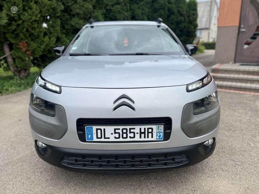 Grey Citroen C4 Cactus 2014 in Taurage, with an engine capacity of 1.20 L and mileage of 142 thousand km for 4400 €, photo 11 on AUTOMOTO.COM.LV