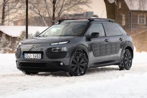 Grey Citroen C4 Cactus 2015 in Jelgava, with an engine capacity of 1.60 L and mileage of 252 thousand km for 5900 €, photo  on AUTOMOTO.COM.LV