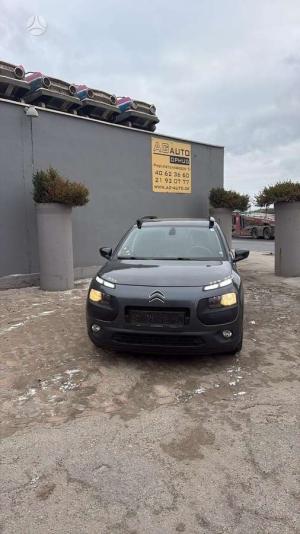 Grey Citroen C4 Cactus 2015 in Kaunas, with an engine capacity of 1.56 L and mileage of 210 thousand km for 6450 €, photo 2 on AUTOMOTO.COM.LV