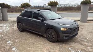 Grey Citroen C4 Cactus 2015 in Kaunas, with an engine capacity of 1.56 L and mileage of 210 thousand km for 6450 €, photo 3 on AUTOMOTO.COM.LV