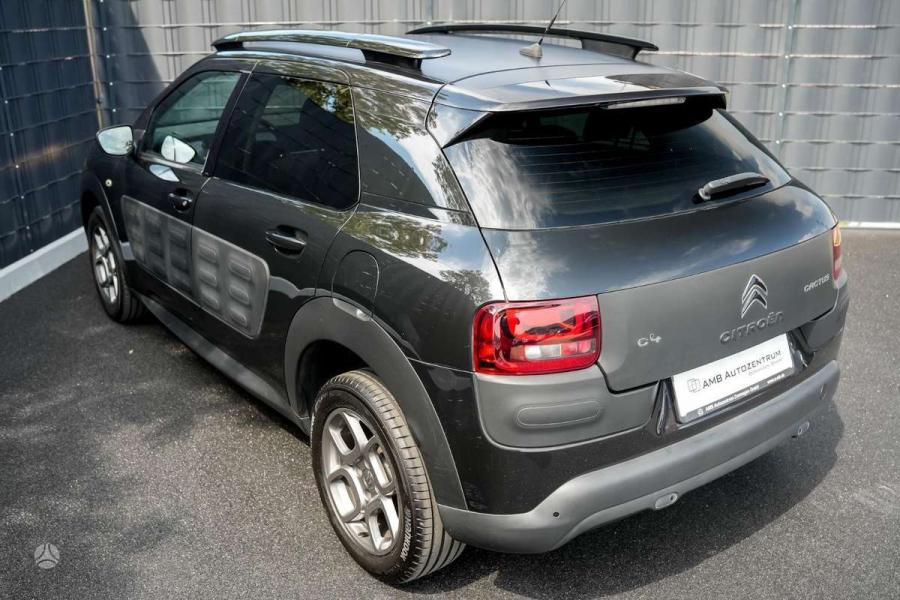Grey Citroen C4 Cactus 2015 in Kaunas, with an engine capacity of 1.60 L and mileage of 220 thousand km for 6500 €, photo 5 on AUTOMOTO.COM.LV
