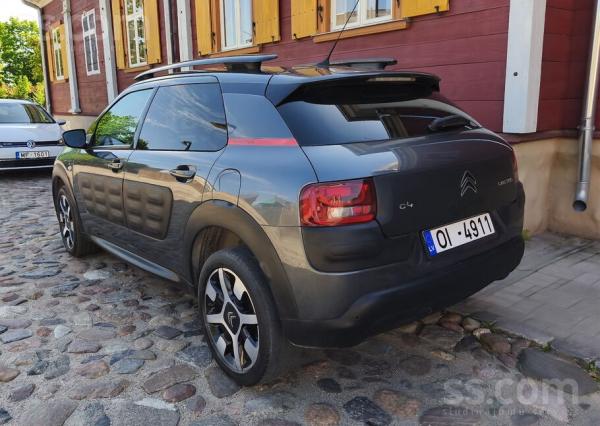 Pelēks Citroen C4 Cactus 2016 Jelgava, ar dzinēja tilpumu 1.20 L un nobraukumu 0 tūkst. km par 6590 €, foto 2 vietnē AUTOMOTO.COM.LV