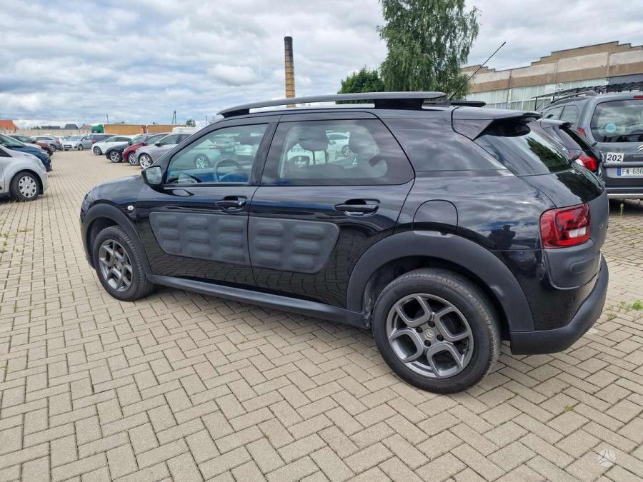 Pelēks Citroen C4 Cactus 2016 Tauragė, ar dzinēja tilpumu 1.56 L un nobraukumu 270 tūkst. km par 5300 €, foto 11 vietnē AUTOMOTO.COM.LV