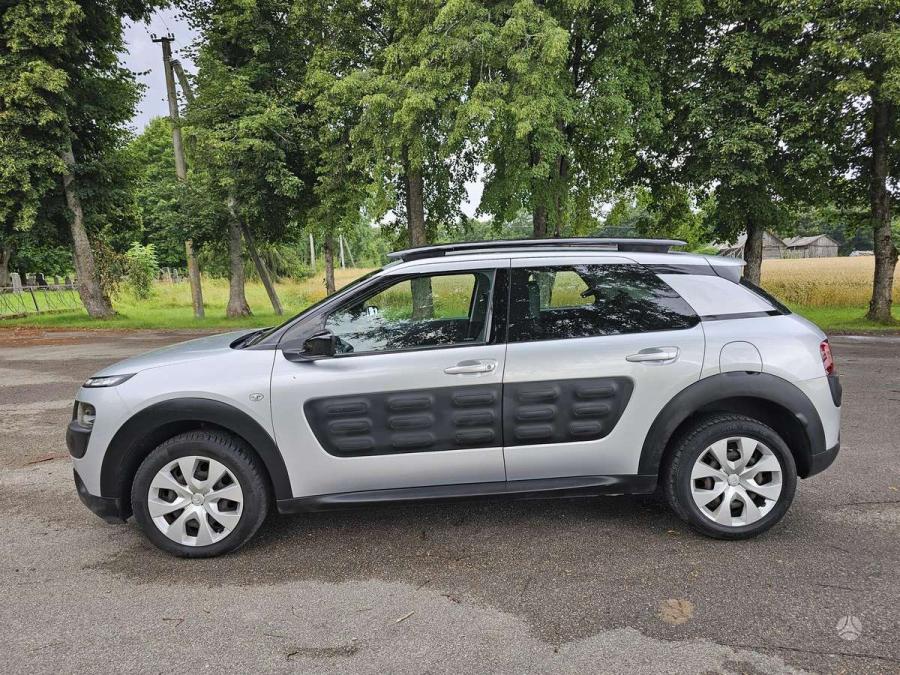 Pelēks Citroen C4 Cactus 2016 Tauragė, ar dzinēja tilpumu 1.20 L un nobraukumu 110 tūkst. km par 4900 €, foto 5 vietnē AUTOMOTO.COM.LV