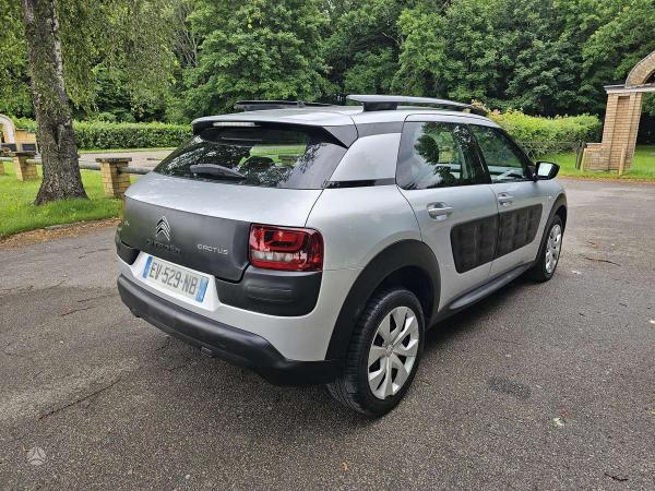 Grey Citroen C4 Cactus 2016 in Taurage, with an engine capacity of 1.20 L and mileage of 110 thousand km for 4900 €, photo 9 on AUTOMOTO.COM.LV