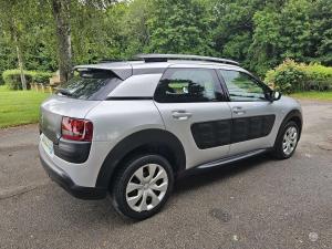Pelēks Citroen C4 Cactus 2016 Tauragė, ar dzinēja tilpumu 1.20 L un nobraukumu 110 tūkst. km par 4900 €, foto 11 vietnē AUTOMOTO.COM.LV