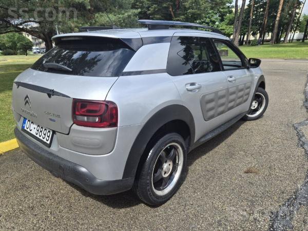 Pelēks Citroen C4 Cactus 2016 Rīga, ar dzinēja tilpumu 1.60 L un nobraukumu 0 tūkst. km par 4500 €, foto 3 vietnē AUTOMOTO.COM.LV