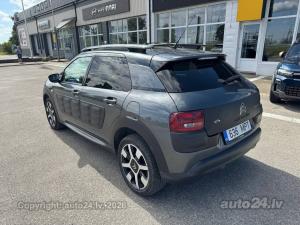 Grey Citroen C4 Cactus 2016 in Narva, with an engine capacity of 1.20 L and mileage of 153 thousand km for 5800 €, photo 4 on AUTOMOTO.COM.LV