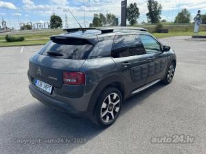 Grey Citroen C4 Cactus 2016 in Narva, with an engine capacity of 1.20 L and mileage of 153 thousand km for 5800 €, photo 5 on AUTOMOTO.COM.LV